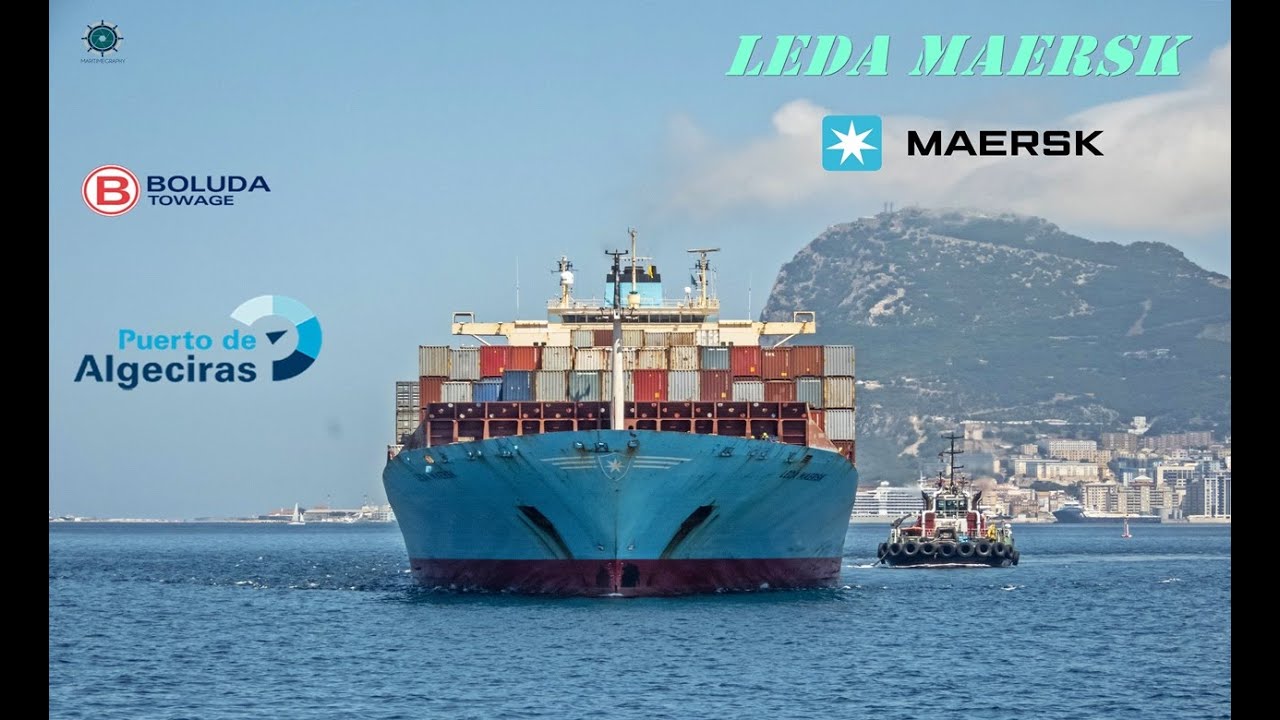 Entrada del buque portacontenedores 'LEDA MAERSK' a la terminal APM del ...