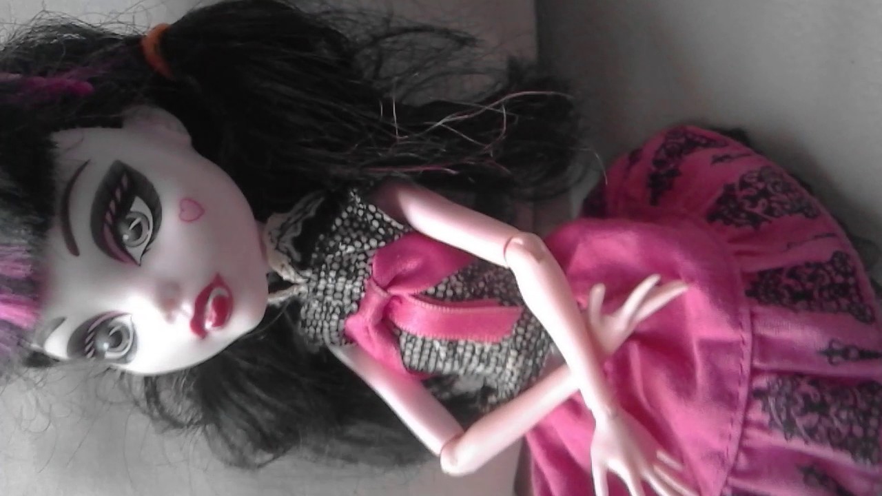 The vampire Monster High ep 3 - YouTube