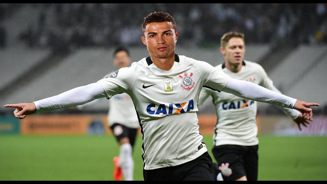 Cristiano Ronaldo no Corinthians,Messi no River Plate e Suares no ...