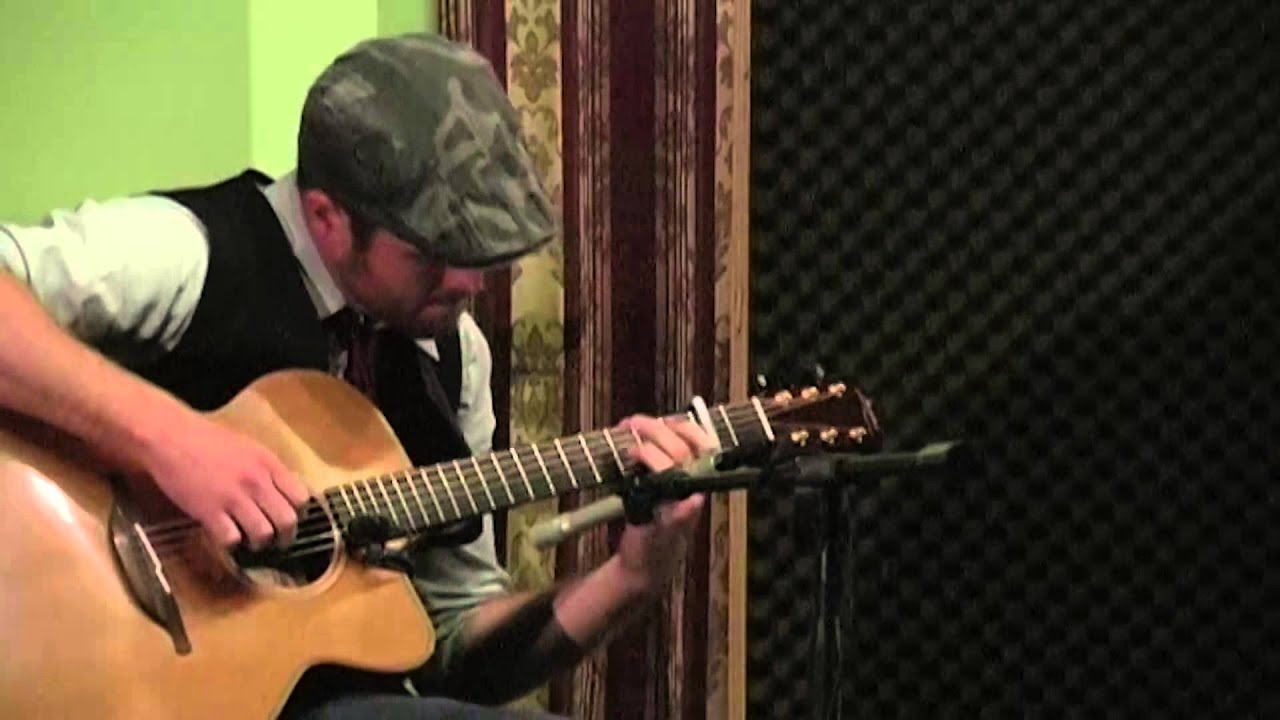 Chris Weiss performs his original Tapestry @ Willis Music WoodSongs ...