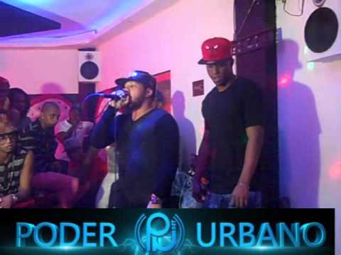Leandro en Simple artista de La Parada Urbana 2015 - YouTube