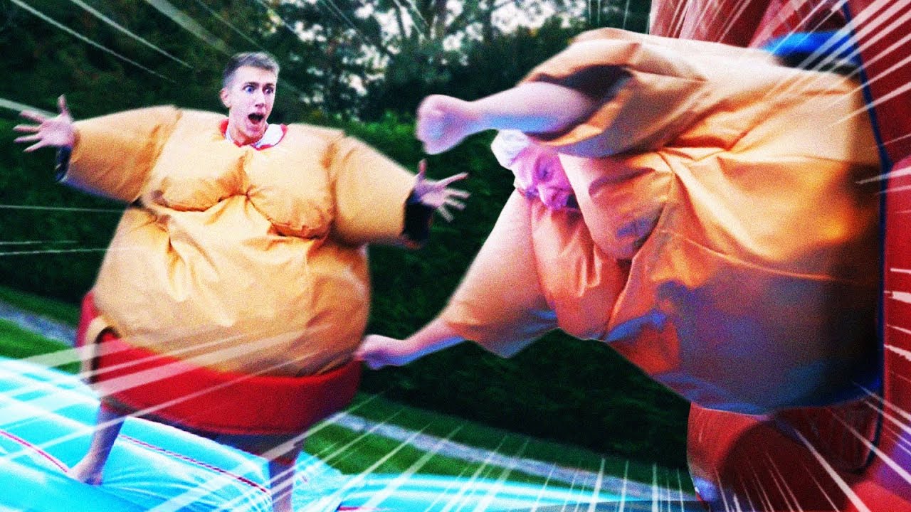 MASSIVE SUMO SUIT OBSTACLE COURSE CHALLENGE RACE! - YouTube