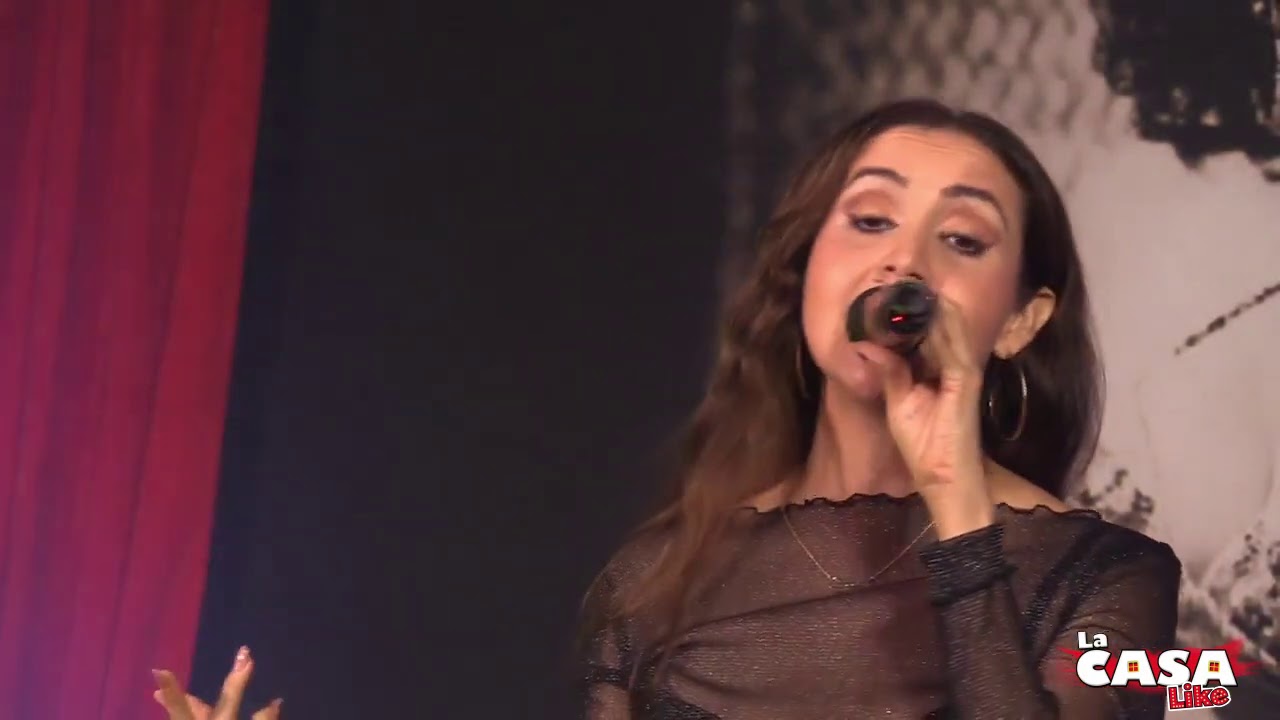Andar conmigo - Cover by Maritere Braga ( La Casa Like) - YouTube