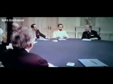 Olkemize dord terefden agzi sulana sulana baxanlar var (Ishareni denizden gozleyin filminden)