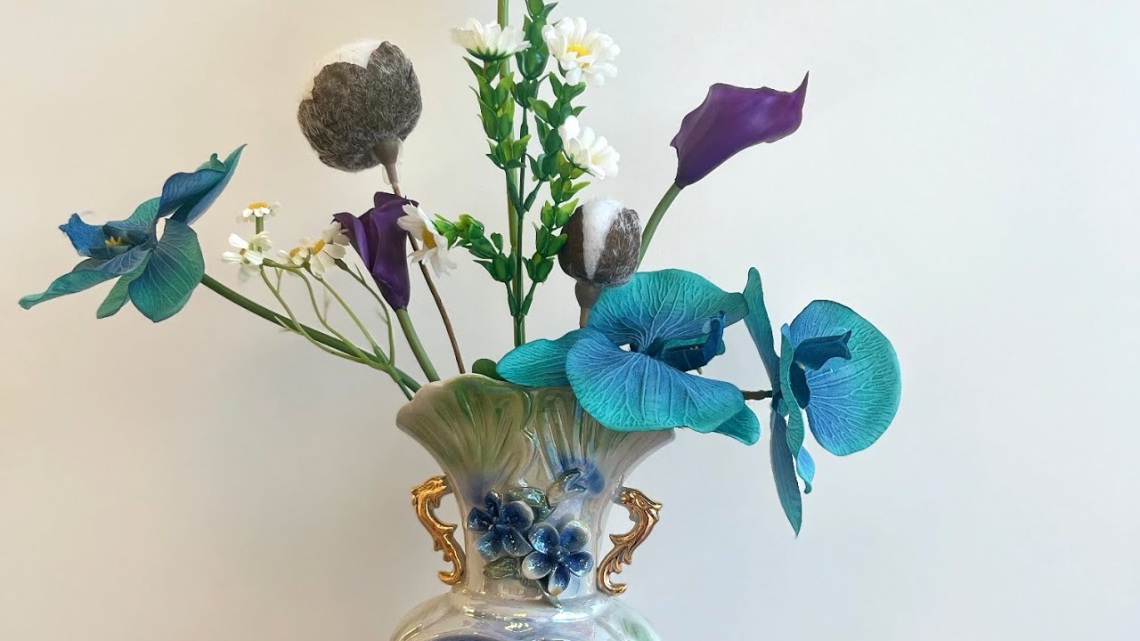 Basic vase flower arrangement - YouTube