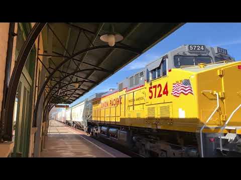 2024-02-20d Union Pacific Manifest Freight - YouTube