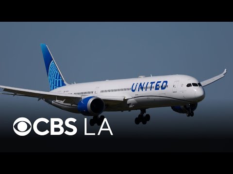 Black Hawk helicopter \