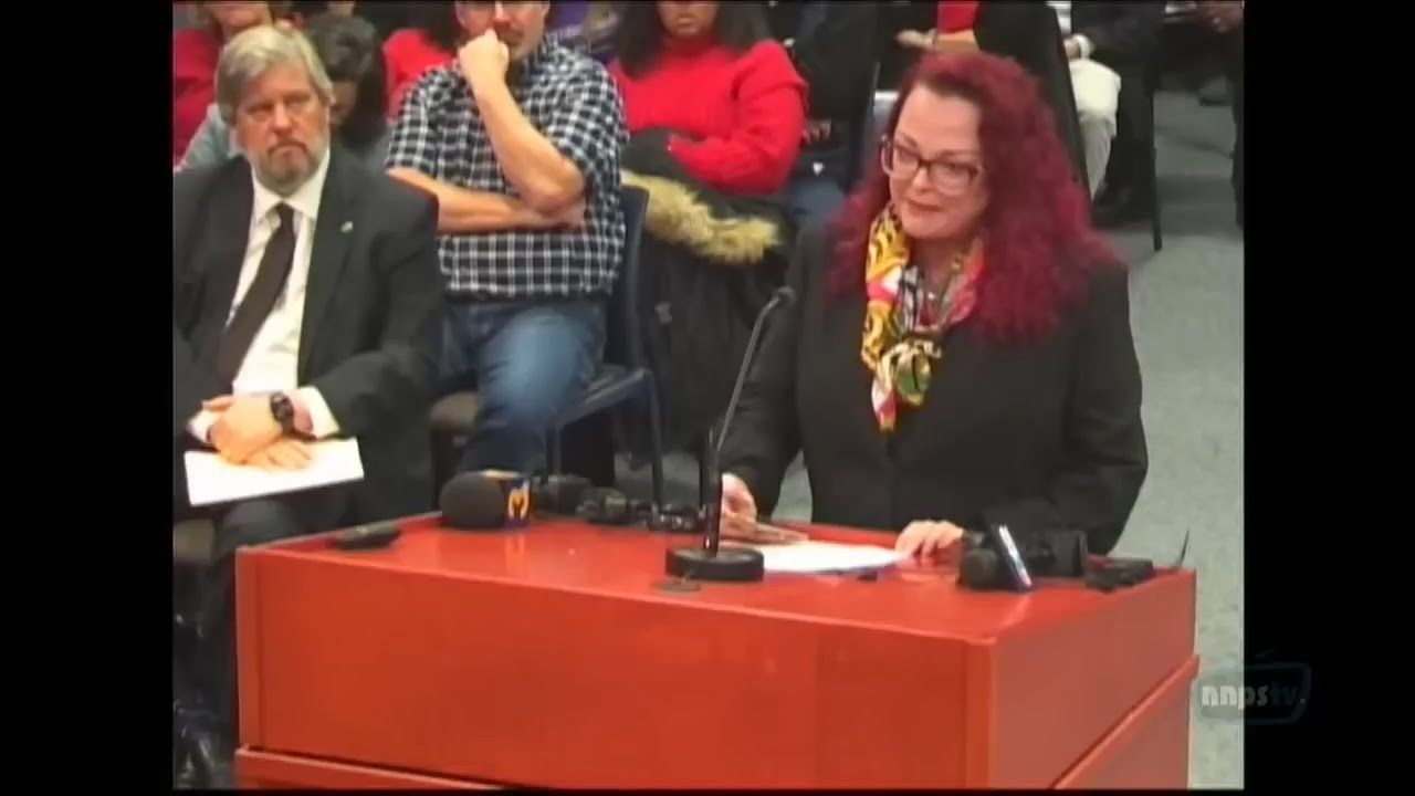 Parent Colleen Rentrope addresses the Newport News School Board - YouTube