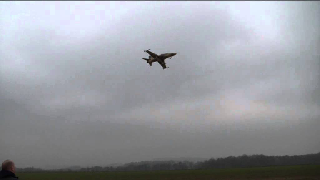 Skymaster BAE HAWK 100 powered by Frank turbine FT160 - YouTube