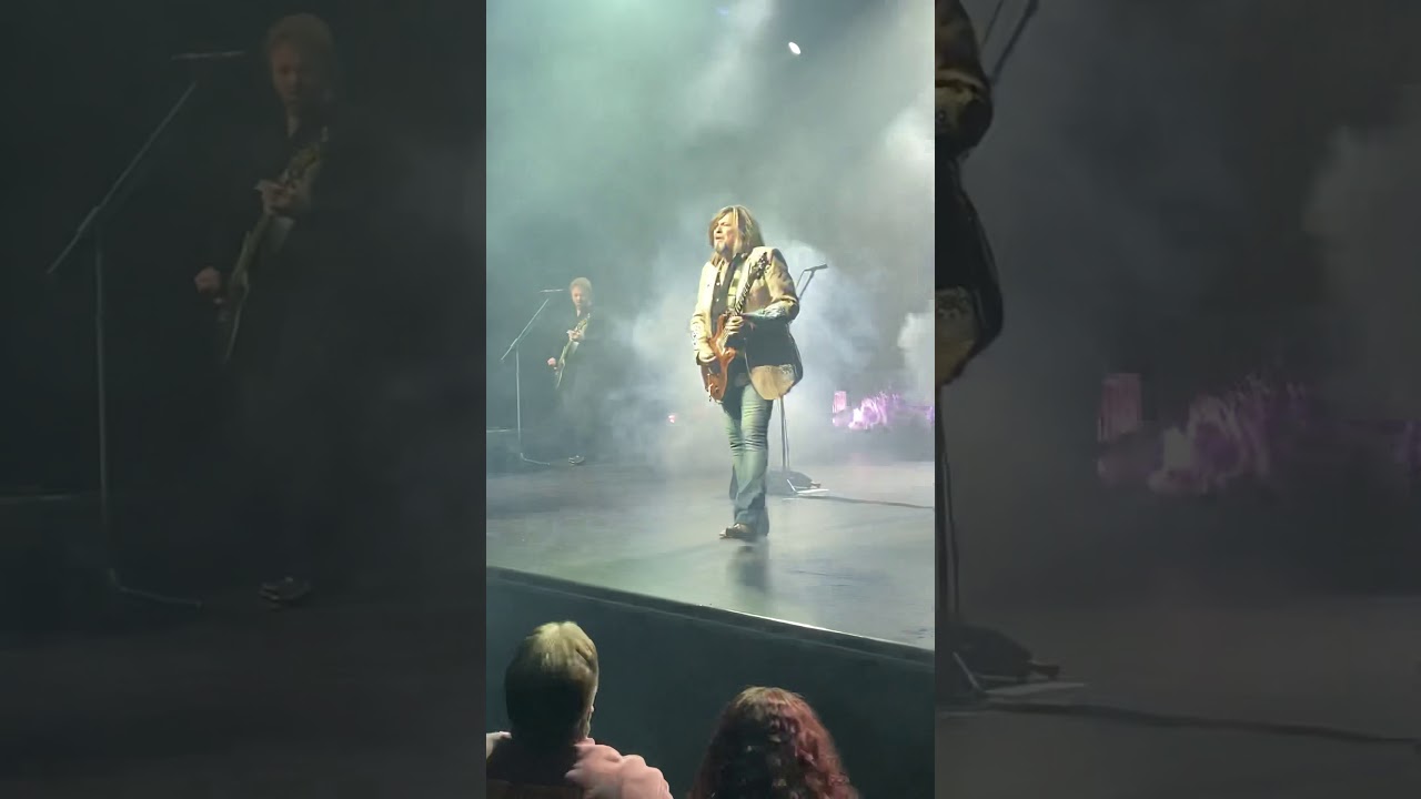 Jerry Riggs 38 Special Chain Lightning Ruch Eckerd Hall 12/9/20 - YouTube