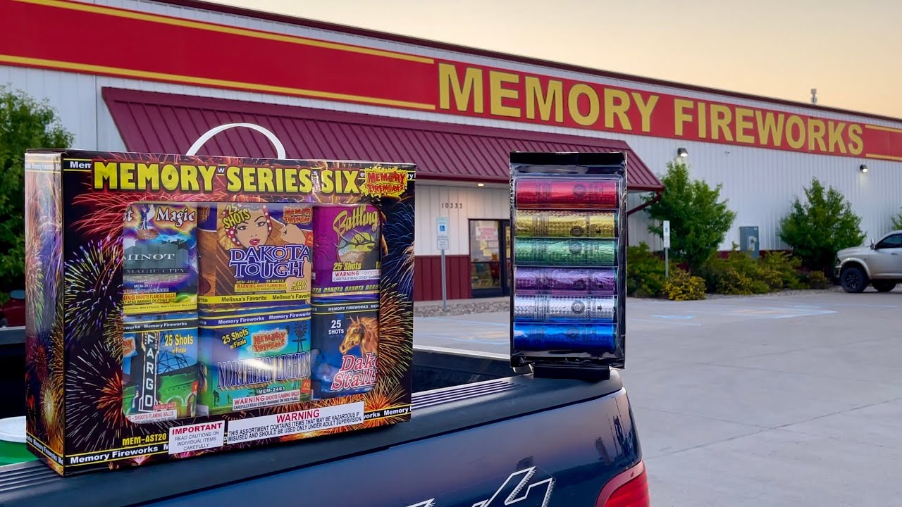 Making a 200g Firework Finale Board & Testing Canister Shells! - YouTube