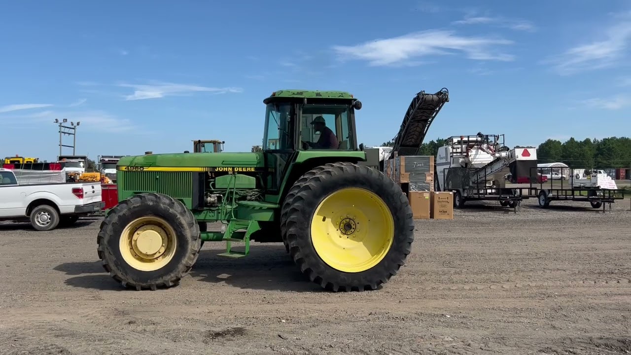 John Deere 4960 Tractor-117305 - YouTube