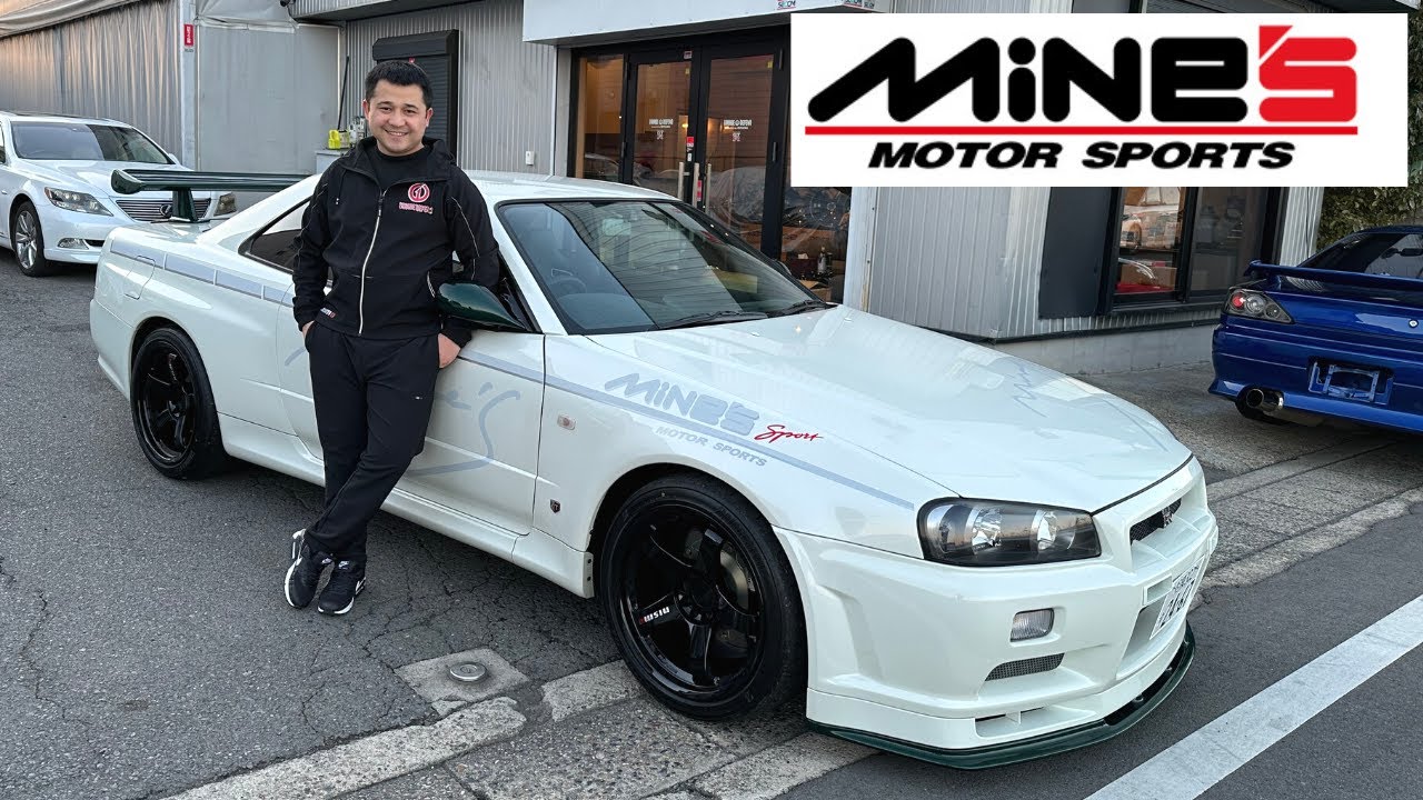Short clip on MINES DEMO GT-R R34 just arrived! One of its kind ever ...