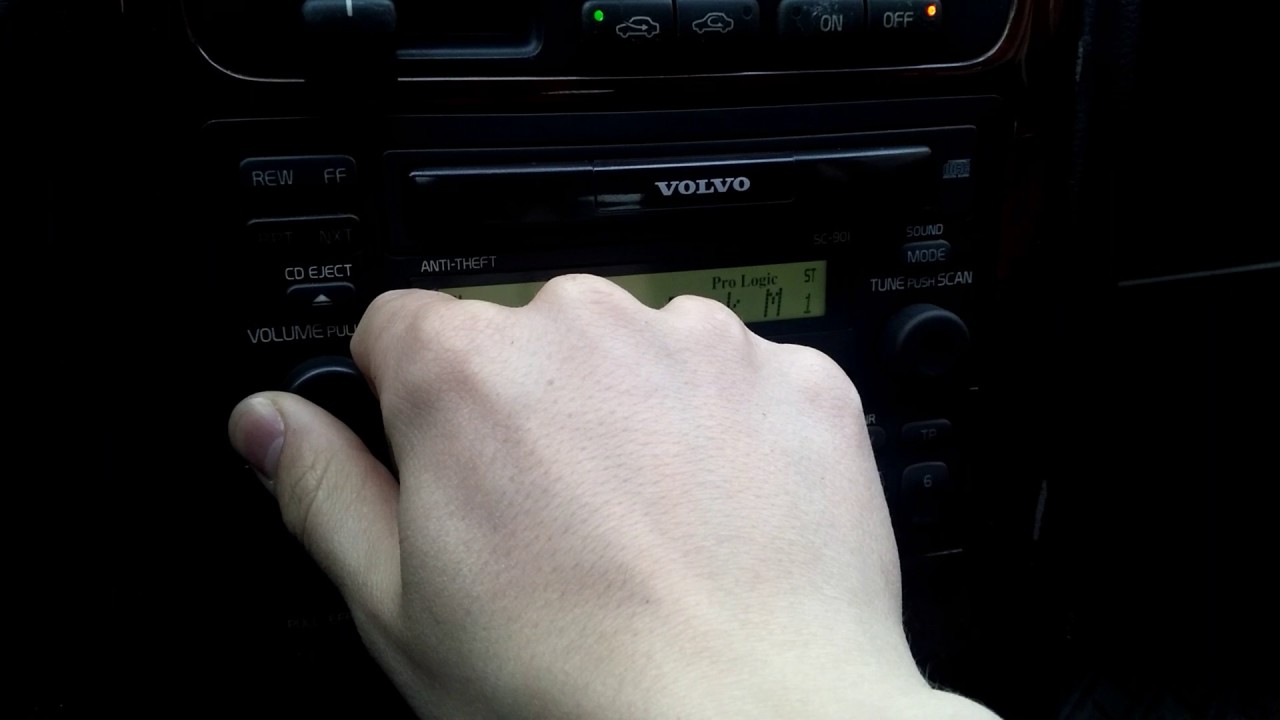Volvo V70 1998 SC901 + Dolby prologic sound system - YouTube