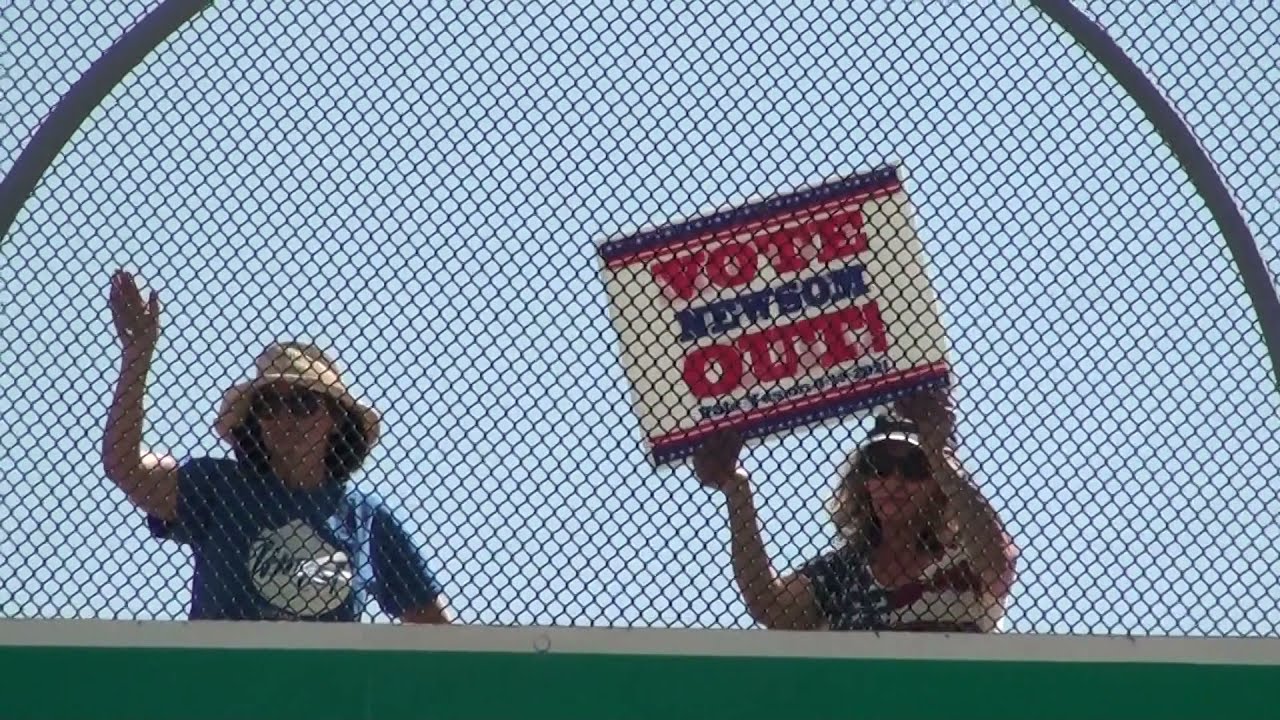 GREAT Freeway RECALL CA Governor NEWSOM RALLY! TONS OF SUPPORT!!! - YouTube