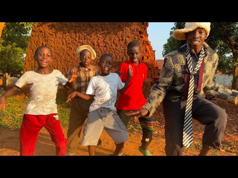 TRENCH KIDS -PRIMER AVISO DANCE - MARIA BECERRA, IVY QUEEN - YouTube