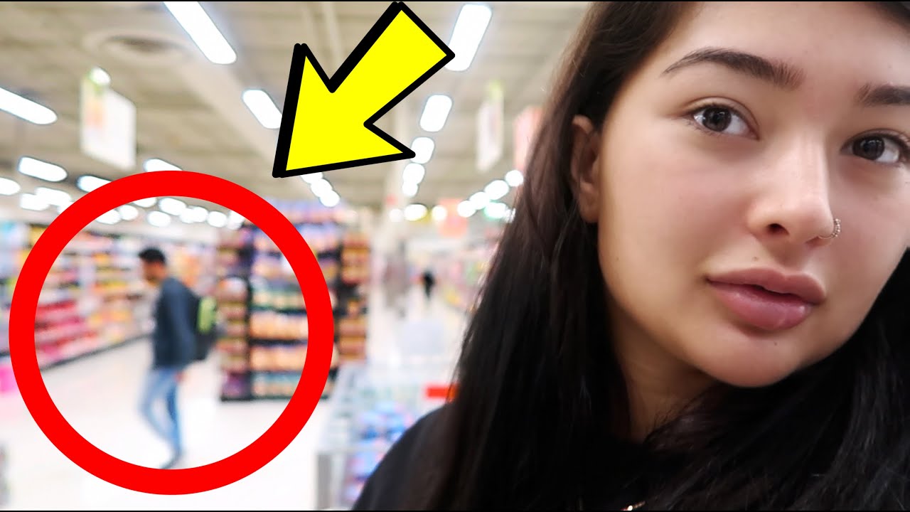 THIS MAN WAS FOLLOWING ME | *LIVE FOOTAGE* - YouTube