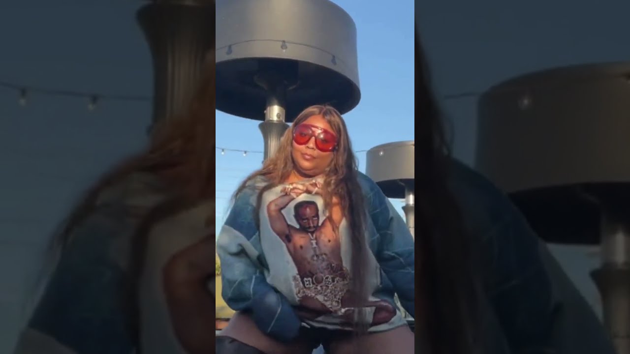 Lizzo's Dance TikTok challenge 😍😛 - YouTube