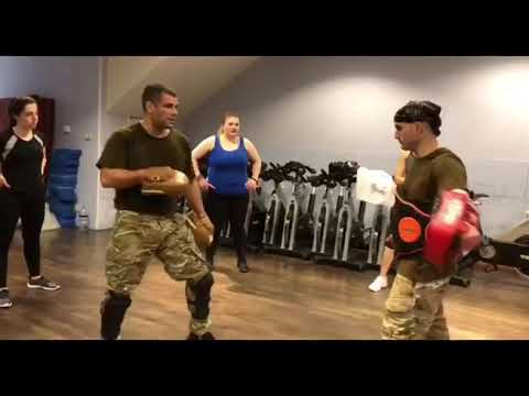 How to do Reverse roundhouse/wheel kick - YouTube