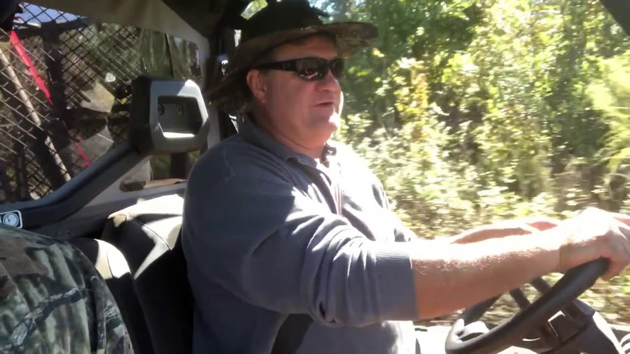 2017 Deer Hunt - Crystal Pig Hunt Club - Can-Am Defender Episode 1 ...