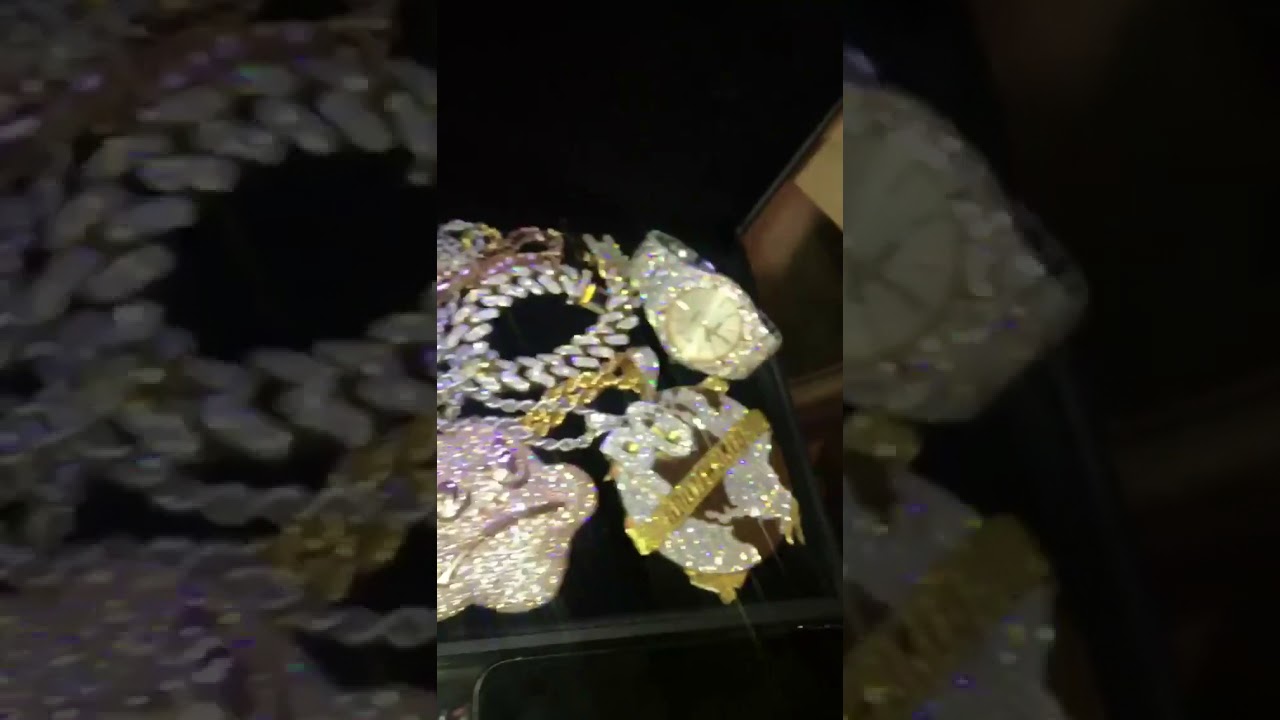 UK RAPPER FREDO SHOWING HIS JEWELLERY COLLECTION - YouTube