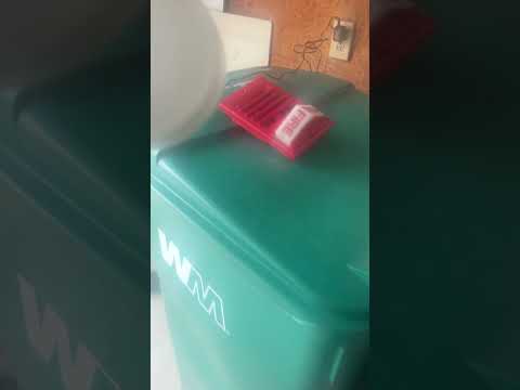 Old code red smoke alarm test and horn strobe - YouTube