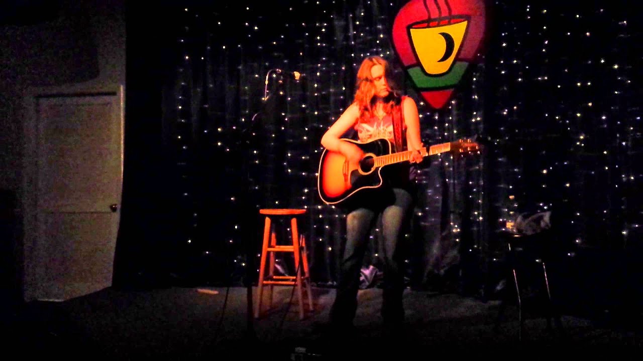Hannah Thomas live, Fault Line - YouTube