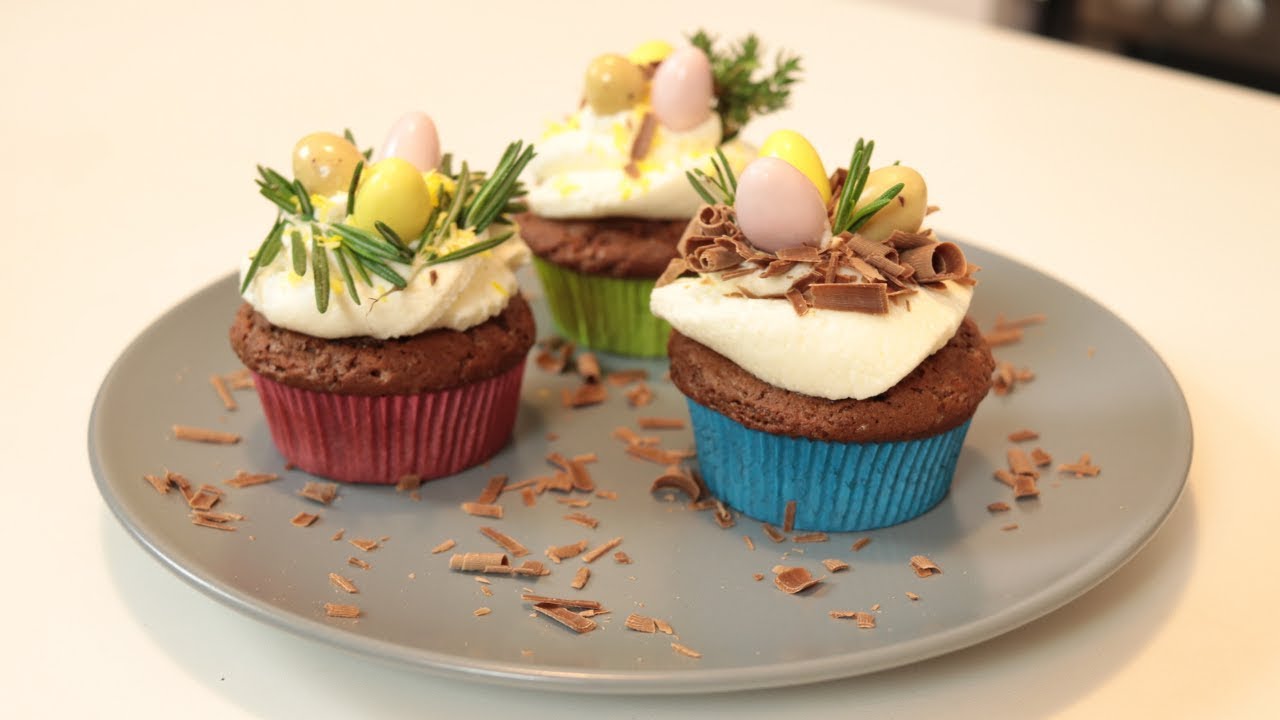 Šokoladinių keksiukų su rududu ir maskarponės kremu receptas - YouTube