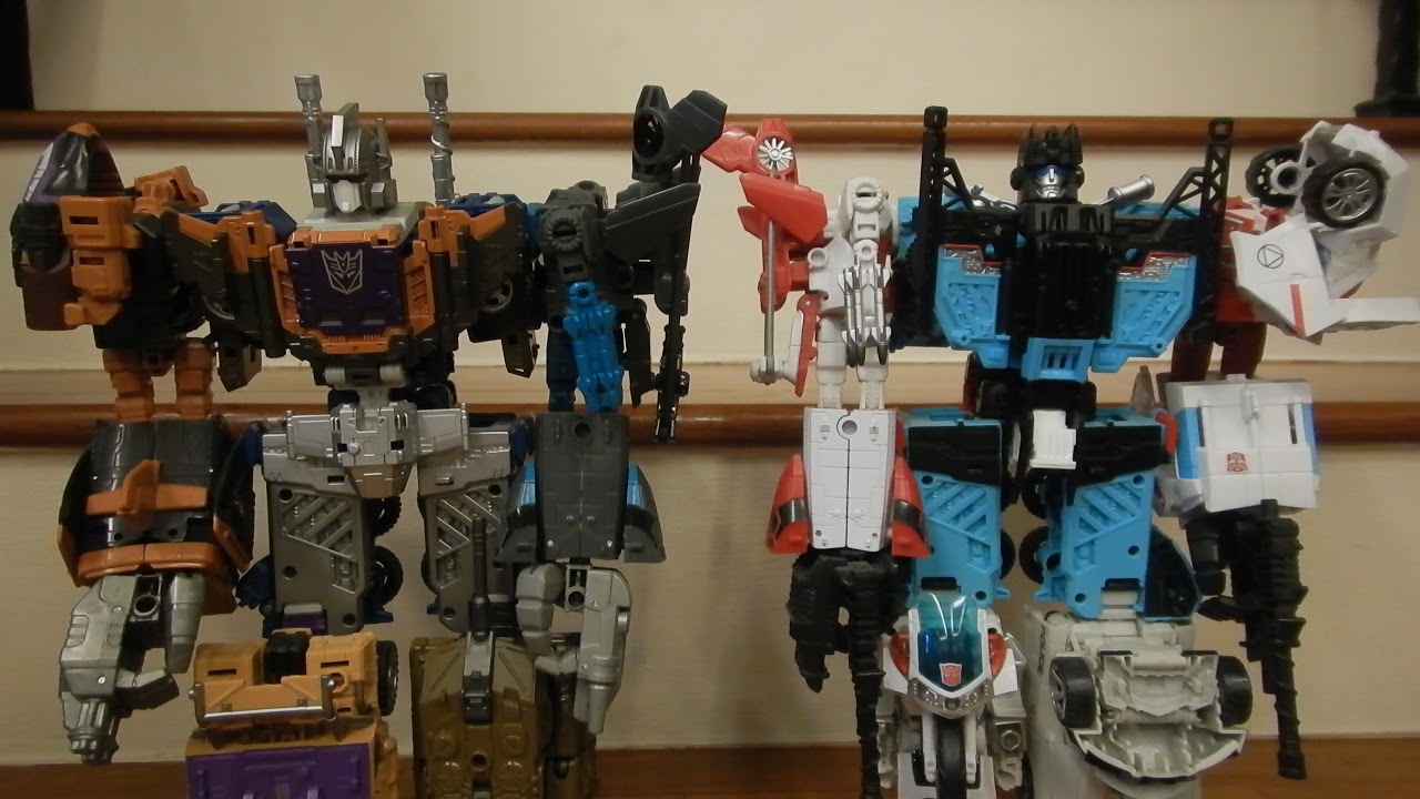 Transformers Unite Warriors Bruticus VS Defensor - YouTube