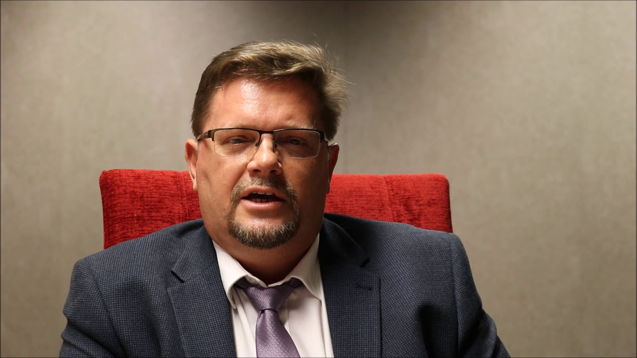 Programme Head Martin Butler talks about USB's MBA - YouTube