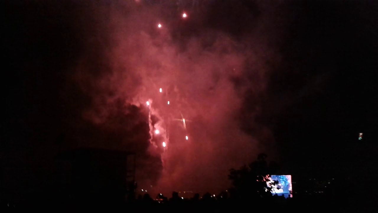 New Years Fireworks @ Ypao, Guam - YouTube