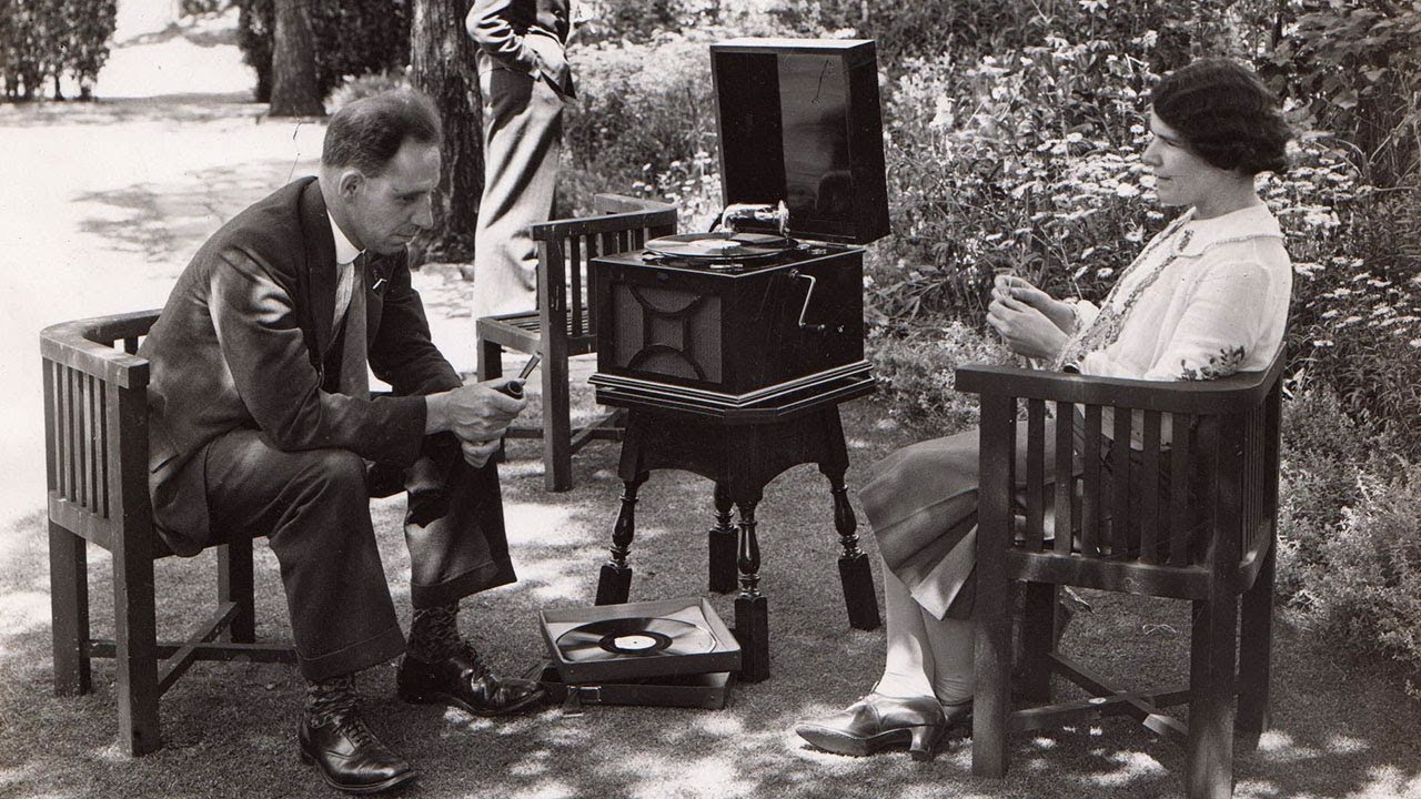 150 years in 150 seconds - YouTube