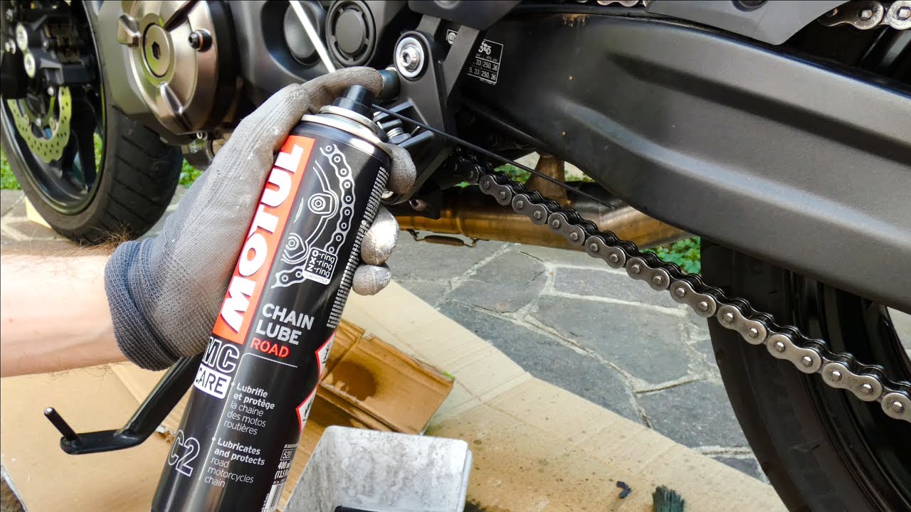 HOW TO CLEAN MOTORCYCLE CHAIN in 5 minutes (illustrated) - On Yamaha ...