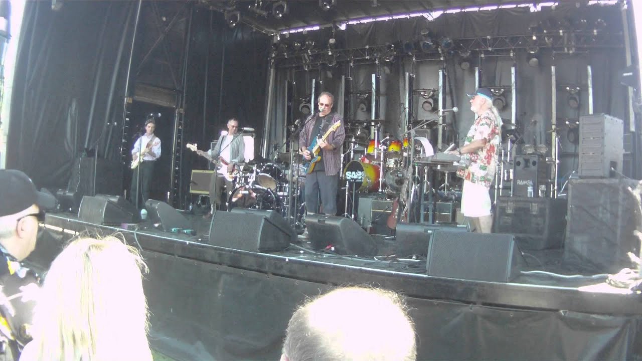 The Dave Kelly Blues Band - Live 'Rock Against Cancer', 26.05.12 - YouTube