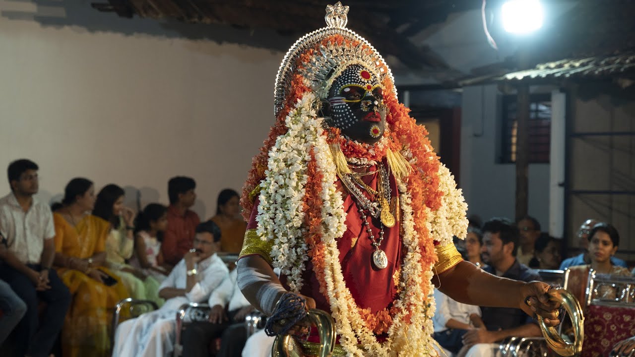 Kallurti Kalkuda Kola | Kattemane Guthu | Punjalkatte - YouTube