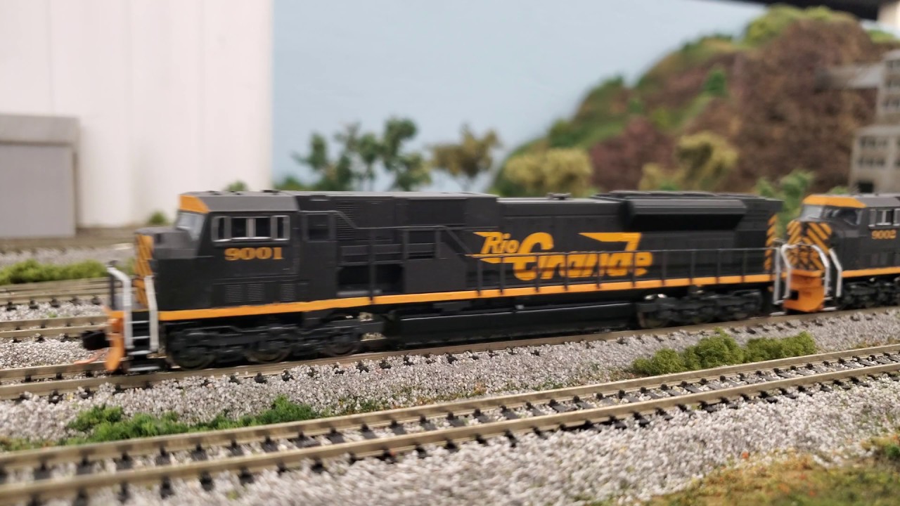 Modern N Scale Rio Grande power - YouTube