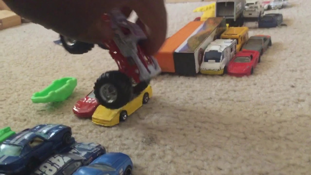 Monster jam Christmas stadium 2 - YouTube