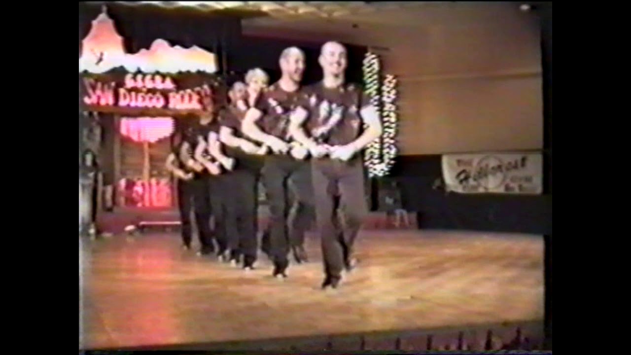 Rainbow Cloggers 1997 San Diego Rodeo High Horse - YouTube