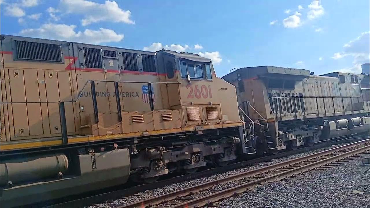 UP 7785 WB Leads Manifest DPU Mid/DPU Houston,Tx - YouTube