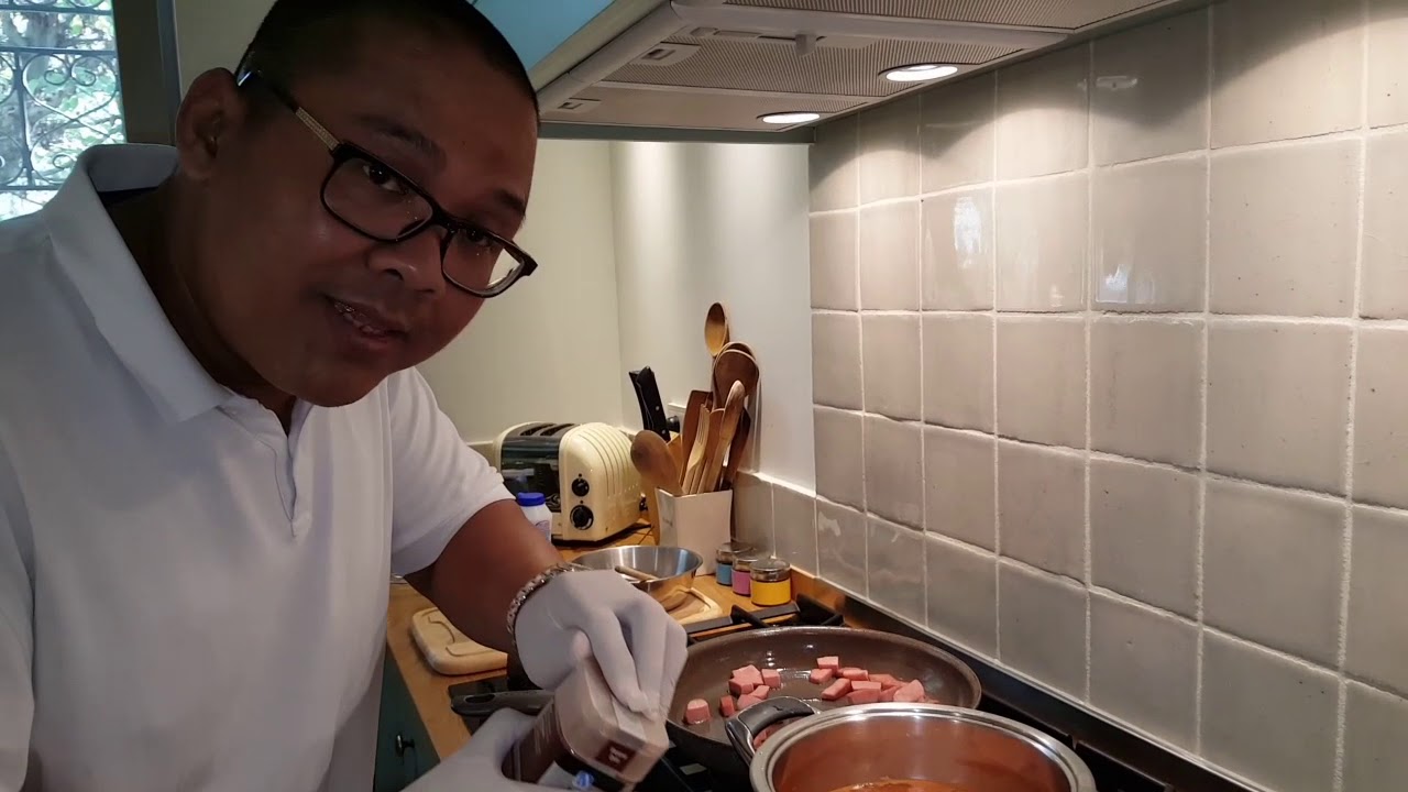 How to Cook Τραχανά σούπα ( trahana soup ) by Dimas Yunani - YouTube
