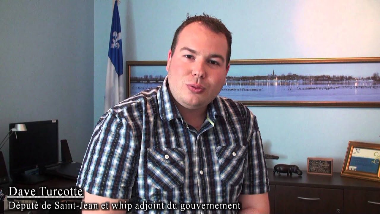 Dave Turcotte remet la Médaille de l'Assemblée nationale à Richard ...