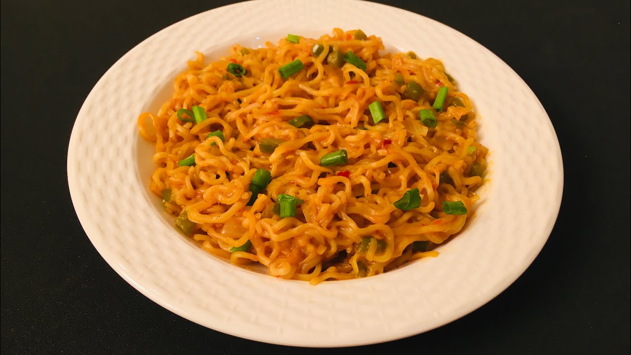 Chilli Garlic Maggi | Meri wali Maggi - YouTube