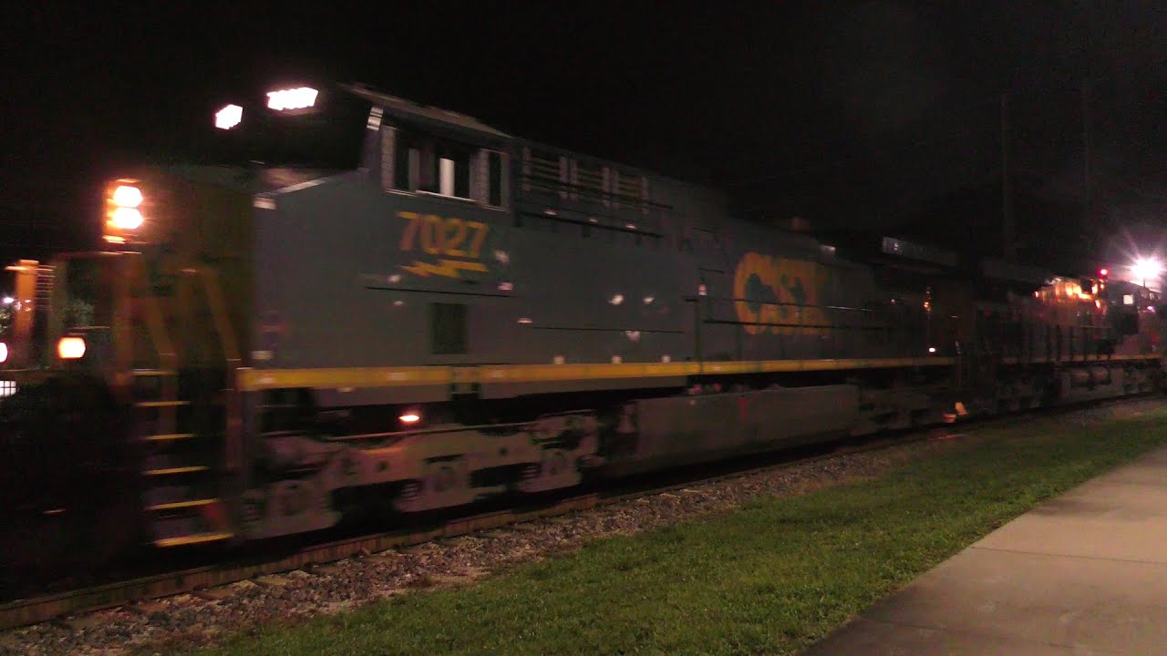 Gotta go get GET IT at NIGHT - CSX M453-22 and Tri-Rail P661-23 - 7-23 ...