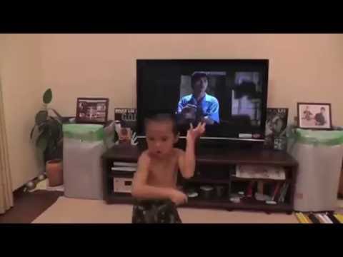 Meet Bruce Lee’s miniature clone, Bruce Wee - YouTube