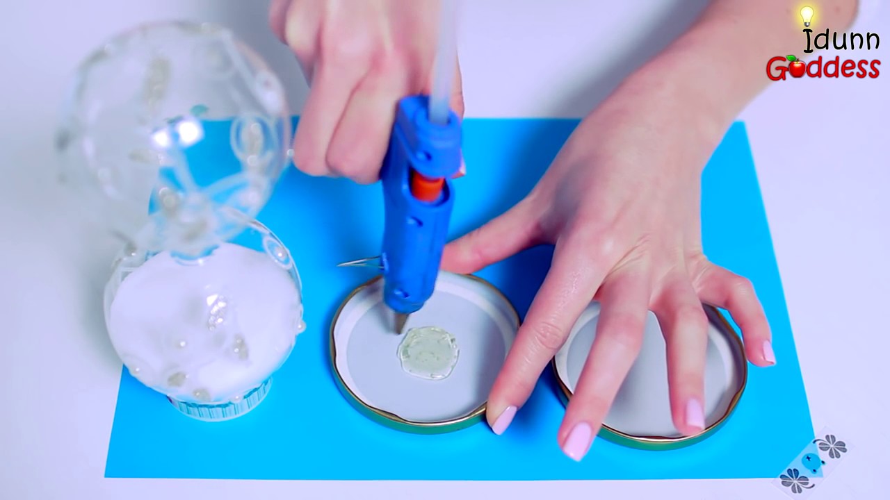DIY Christmas Decorations! How To Make An Hourglass Out Of Christmas ...