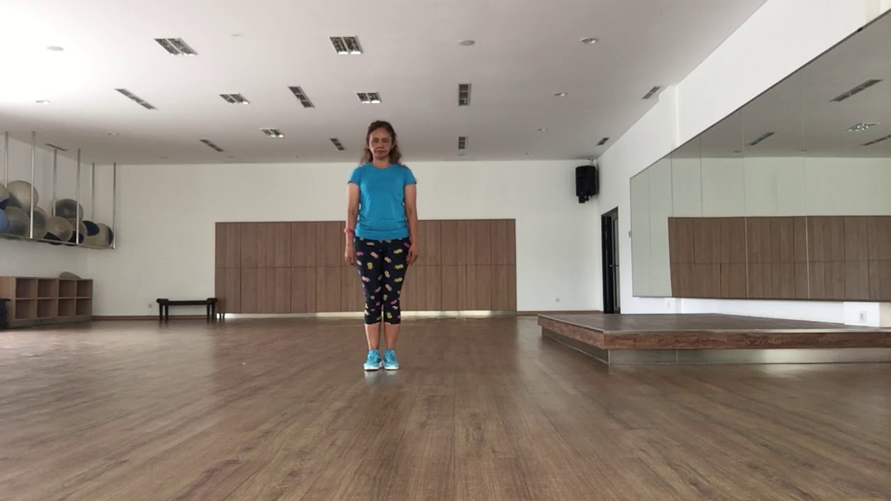 Hello Darlin’ line dance (TUTORIAL) by Wiesye Baraoh - YouTube