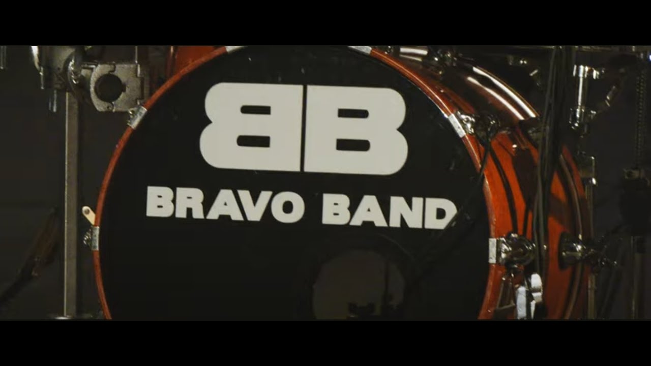 Dzumbuslija / Џумбушлија - Bravo Band - YouTube