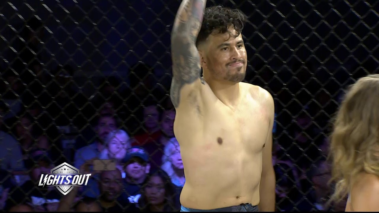 LXF 1 | MMA | Jonathan Quiroz vs. Julian Baez - YouTube