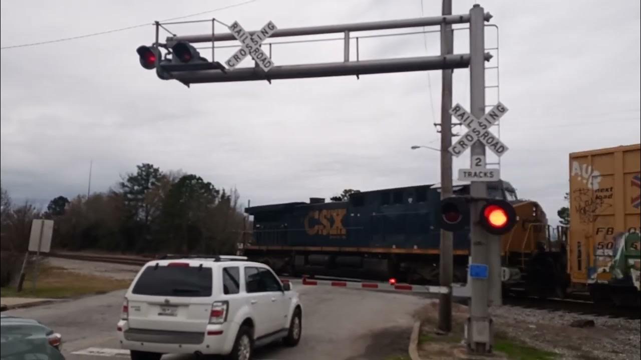 CSXT 442 Leads CSX Local Into Greenwood SC Crossing The Maxwell Avenue Crossing - YouTube
