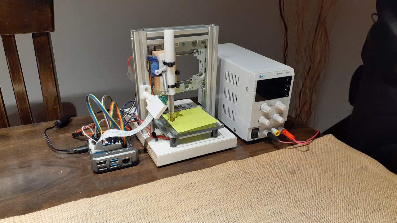 A Drawing Machine driven by used CD motors and a Raspberry Pi - YouTube